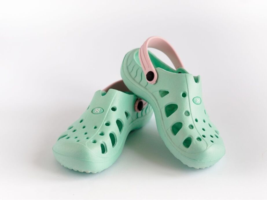 Do Crocs Run Big or Small? The Ultimate Crocs Sizing Guide